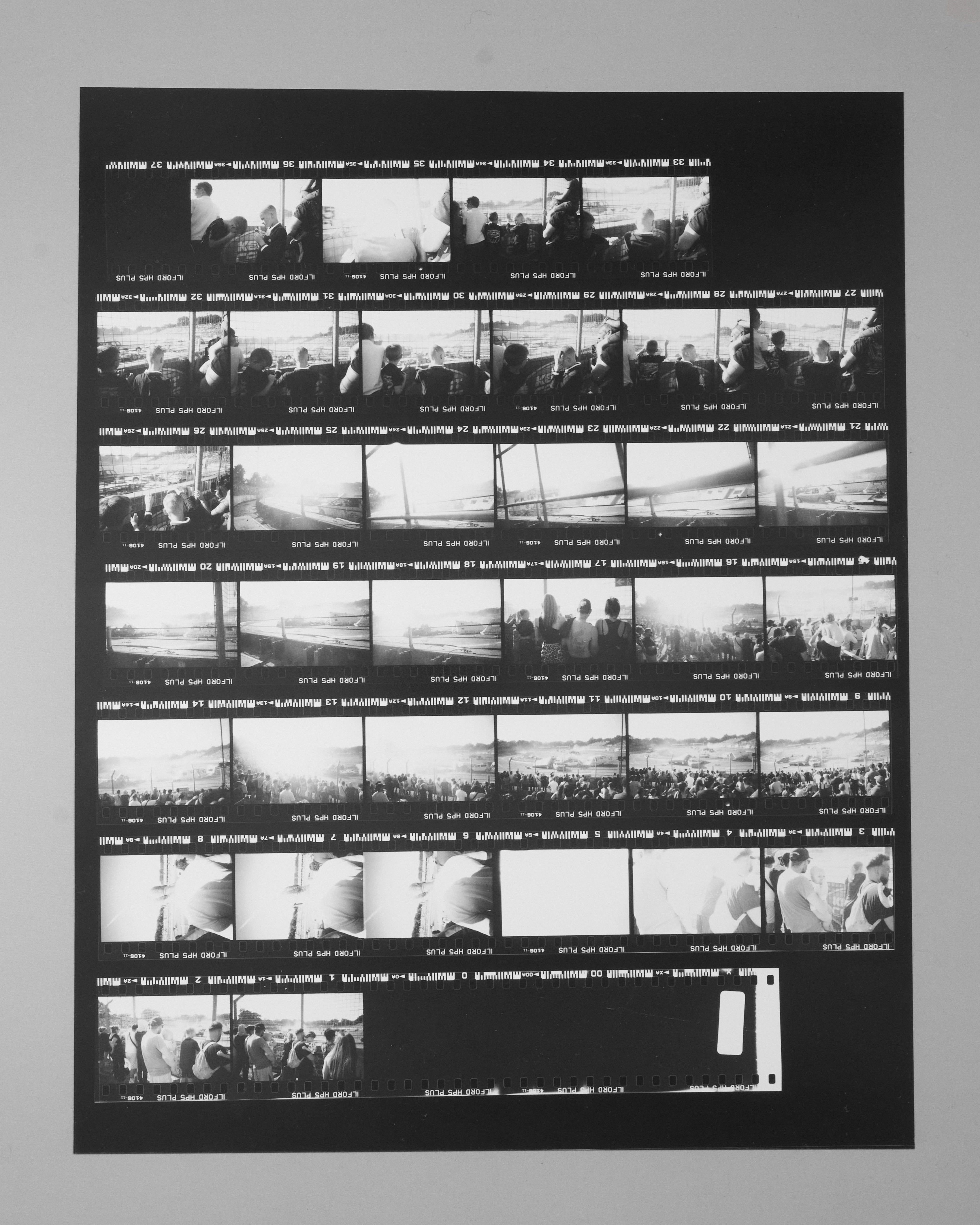 B&W 35mm Dev & Contact (7 Day) – Rapid Eye Darkrooms